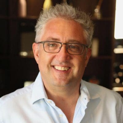 Retail Technology - Empower Associates, Optimize CX, and Boost Productivity